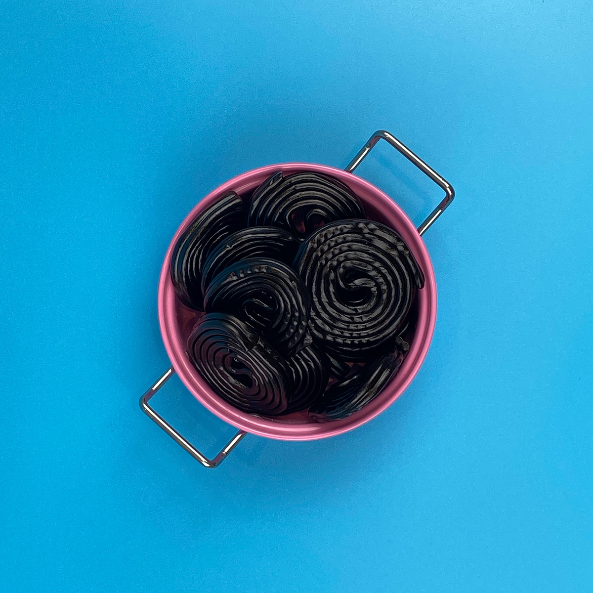 Liquorice Wheels - Gift Cube - Retro Sweets