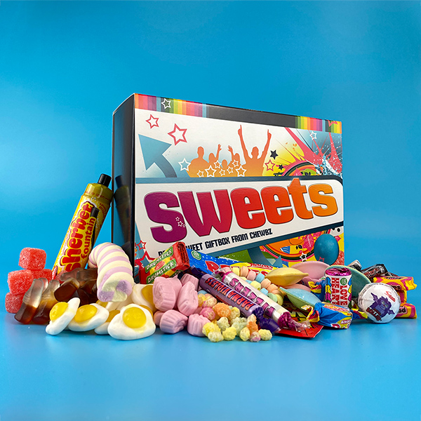 Retro Essentials Gift Box - Retro Sweets